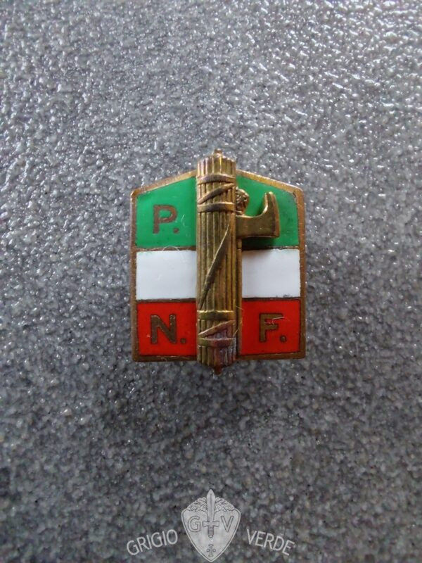 Distintivo PNF Partito Nazionale Fascista Pagani - Grigio-verde.eu